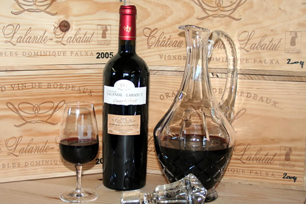 LALANDE-LABATUT SITE OFFICIEL. GRANDS VINS DE BORDEAUX -France